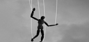 The 9 Most Common Manipulation Tactics: What to Watch Out For - Utopia