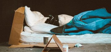 9 Ways to Help People Experiencing Homelessness - Utopia