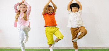 How to Stop Slouching: 7 Short- and Long-Term Tips - Utopia